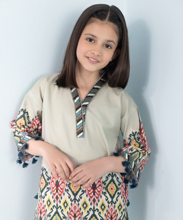 00002512GME3 Girls 2 PC Suit Sapphire PK