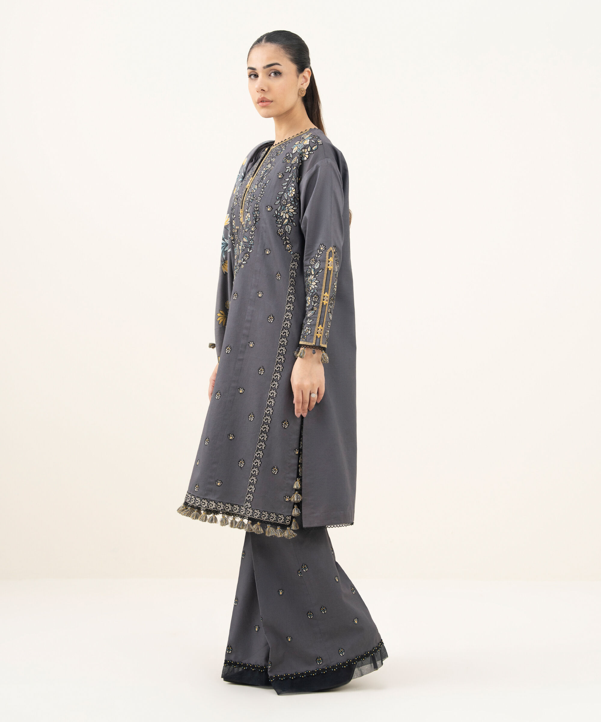 Unstitched 3 PC 3PESG25V1015 Sapphire PK