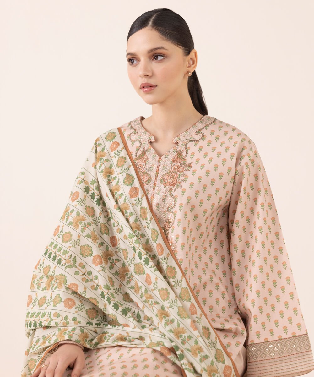 Shop three Piece Unstitched Clothing